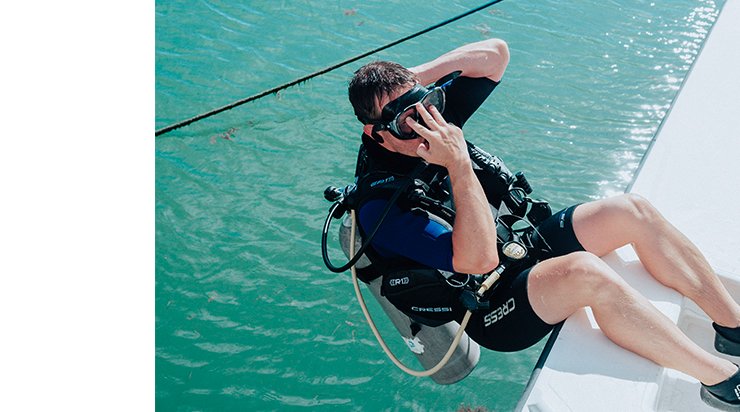 Most Common Ways of Water Entry When Scuba Diving - Blog