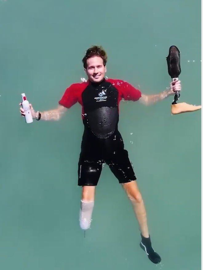 MONTAGE - Beginner Snorkeling | Search Scuba